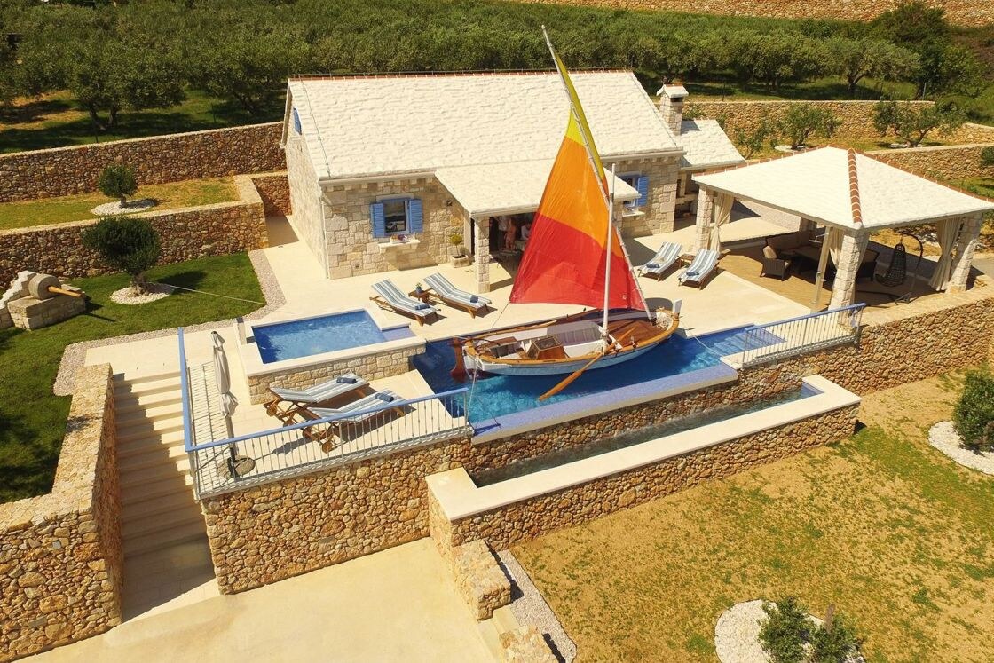 Bol Charming pool Villa Blue Sky - Santo