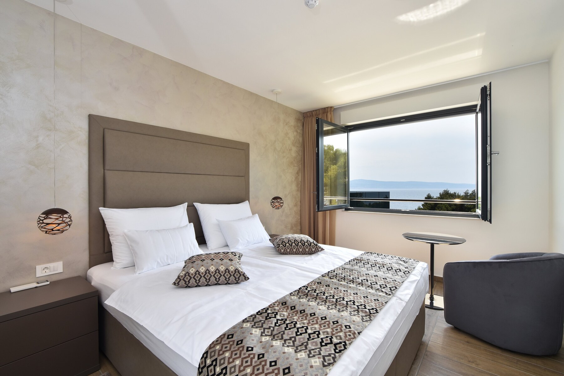 Villa Massima Omis Riviera Croatia - Santo