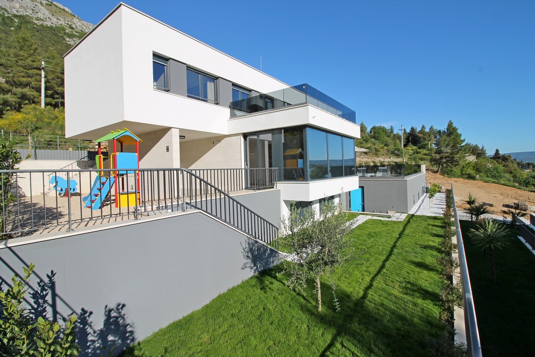 Villa Massima Omis Riviera Croatia - Santo